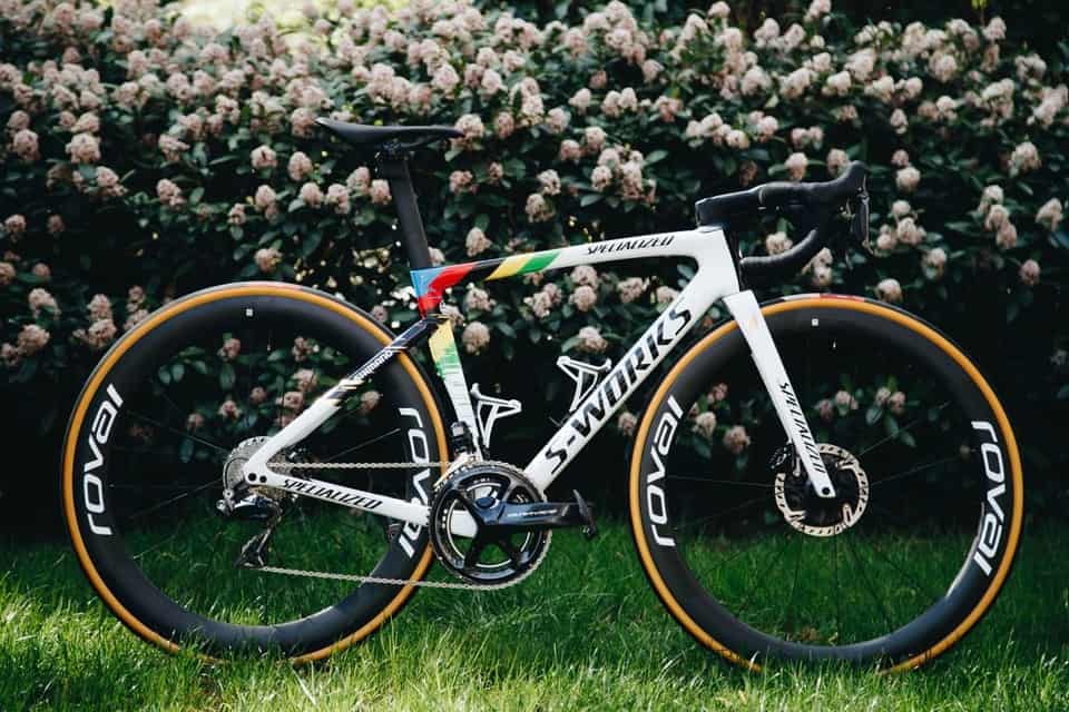 As SL7 S-Works Tarmac personalizadas para os campeões mundiais – Bike ...