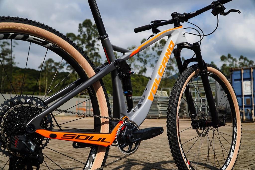 Soul Volcano edição limitada de lançamento com o novo GX Eagle AXS ...