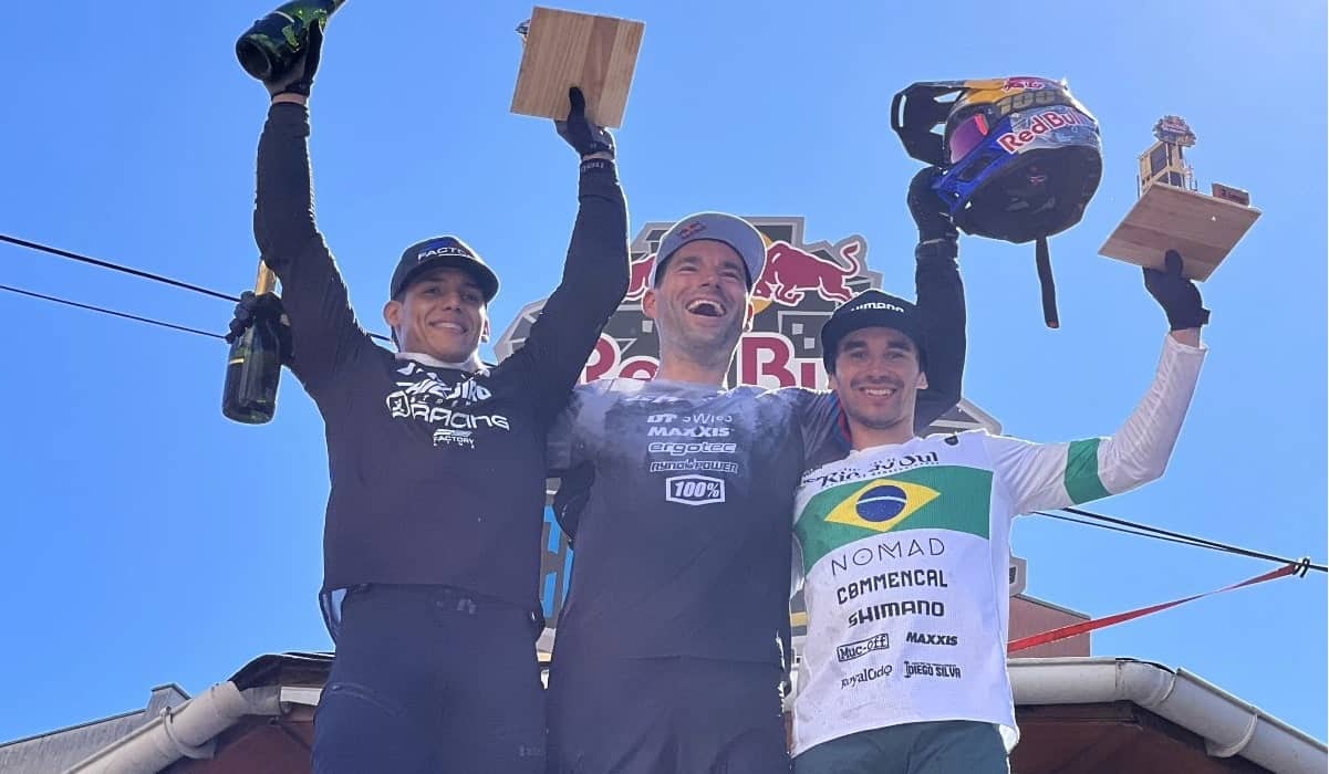 Lucas Borba conquista pódio no Red Bull Valparaíso Cerro Abajo