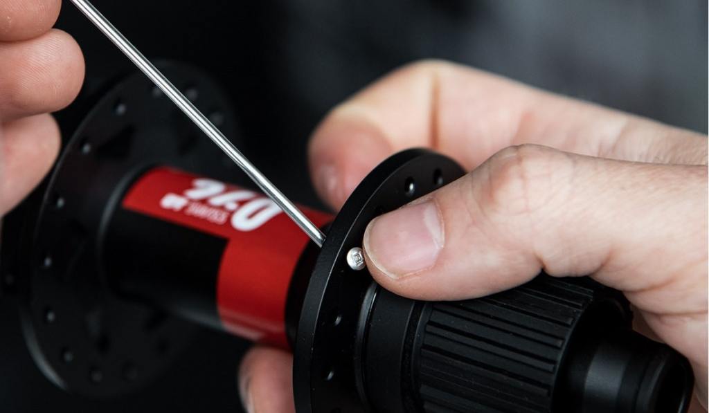 DT Swiss introduz nova série Revolite de raios super resistentes